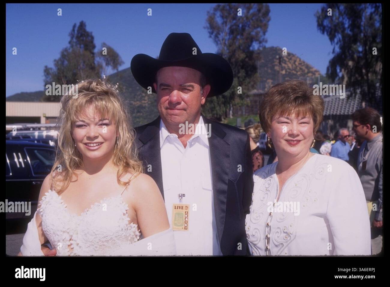 April 23, 1997; Hollywood, CA, USA; LEANN RIMES and her parents BELINDA ...