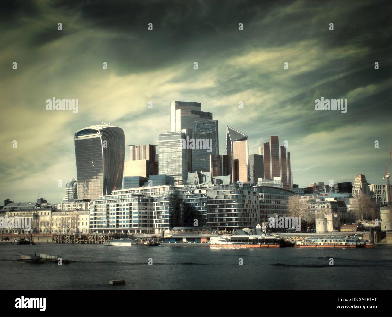 A view of the City of London financial district seen from the River ...