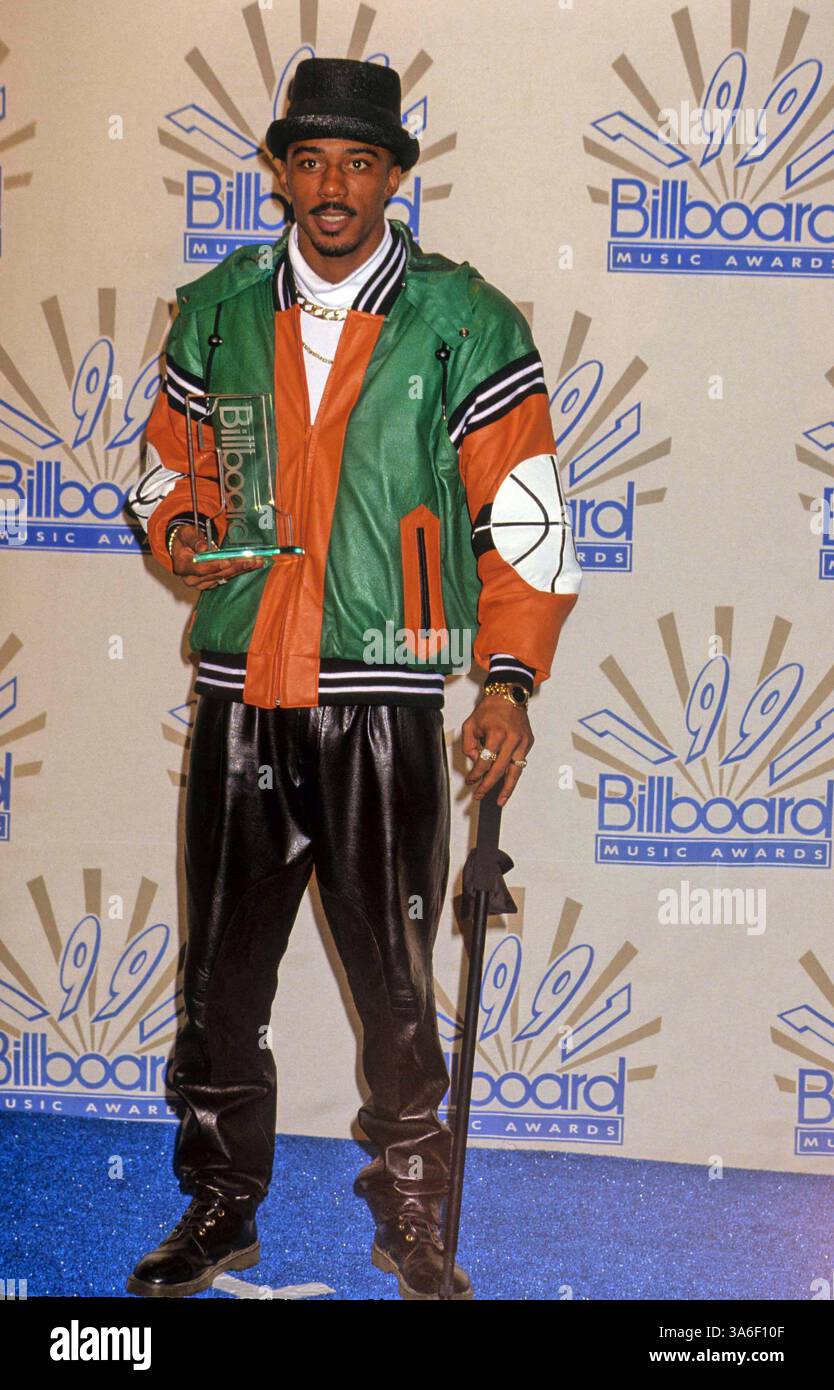 May 14, 2008 - L2384.RALPH TRESVANT. MICHAEL FERGUSON- 1991(Credit ...
