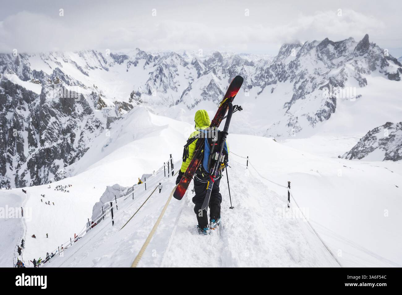 Chamonix-Mont-Blanc, at the bottom of the Aiguille du Midi cable car ...