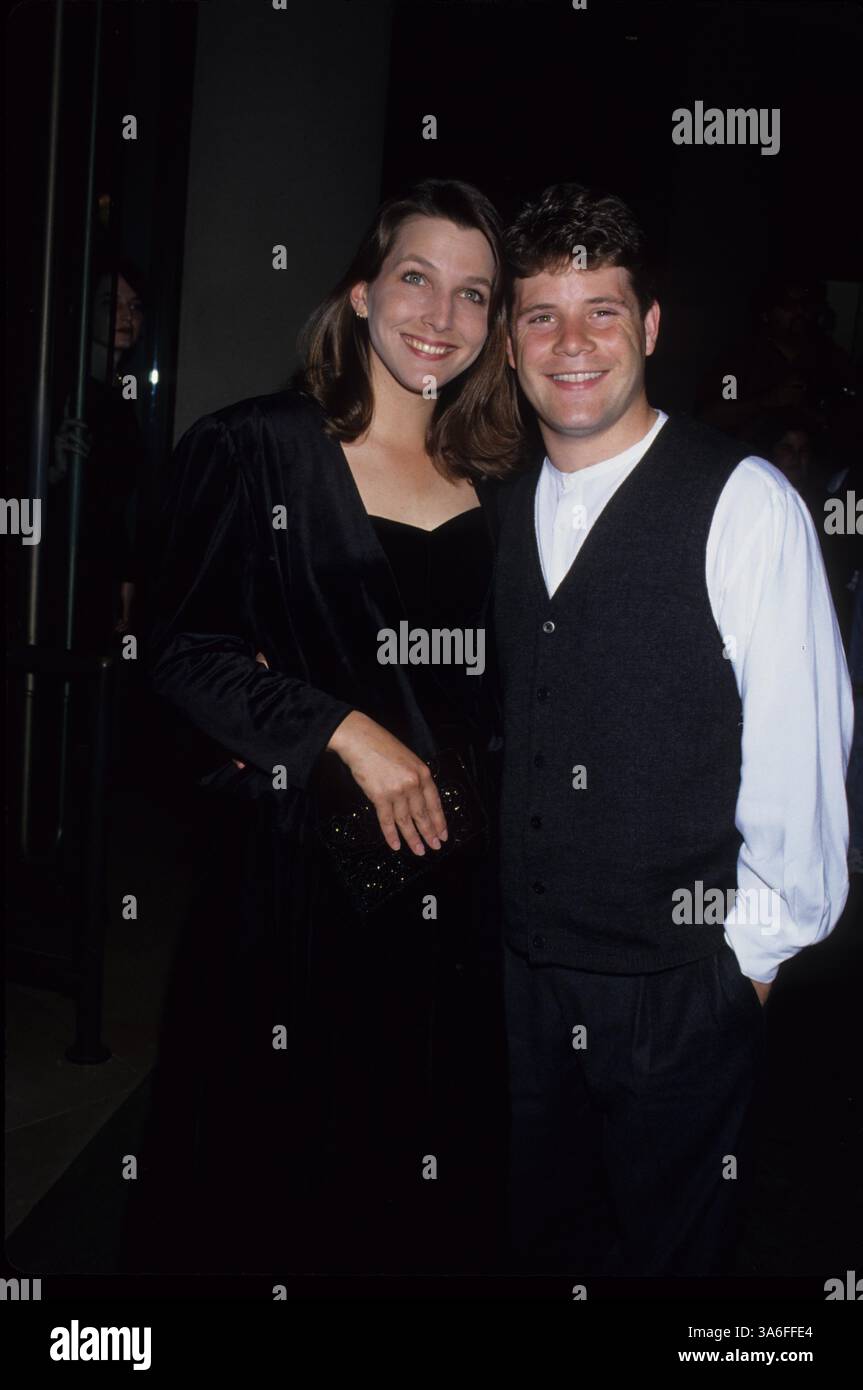 Sean astin wife christine harrell hi-res stock photography and images ...