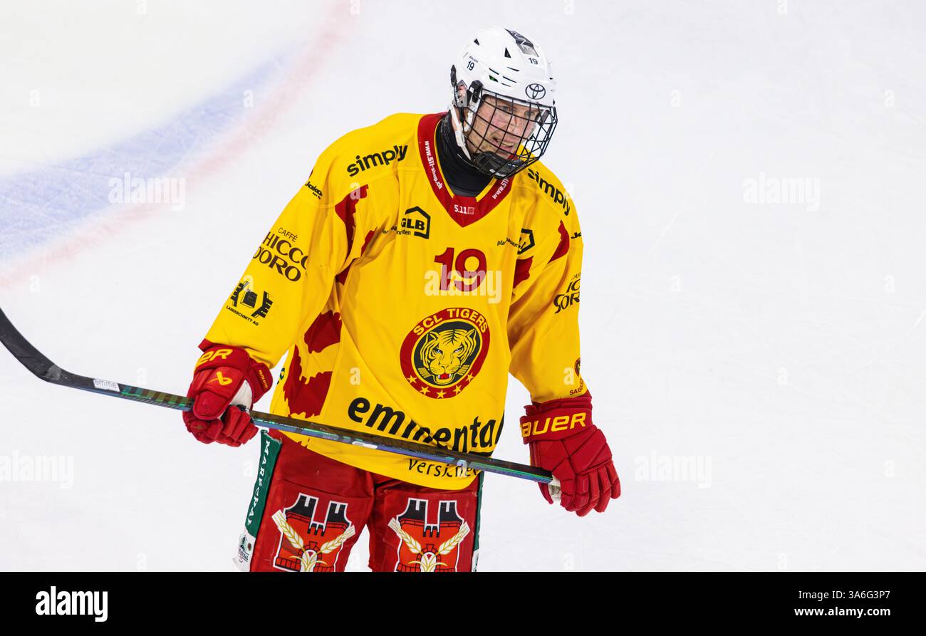 Kloten, Switzerland, 6th Mar 2025: #19 Pascal Berger, forward SCL Tigers. (Photo by Andreas Haas ...