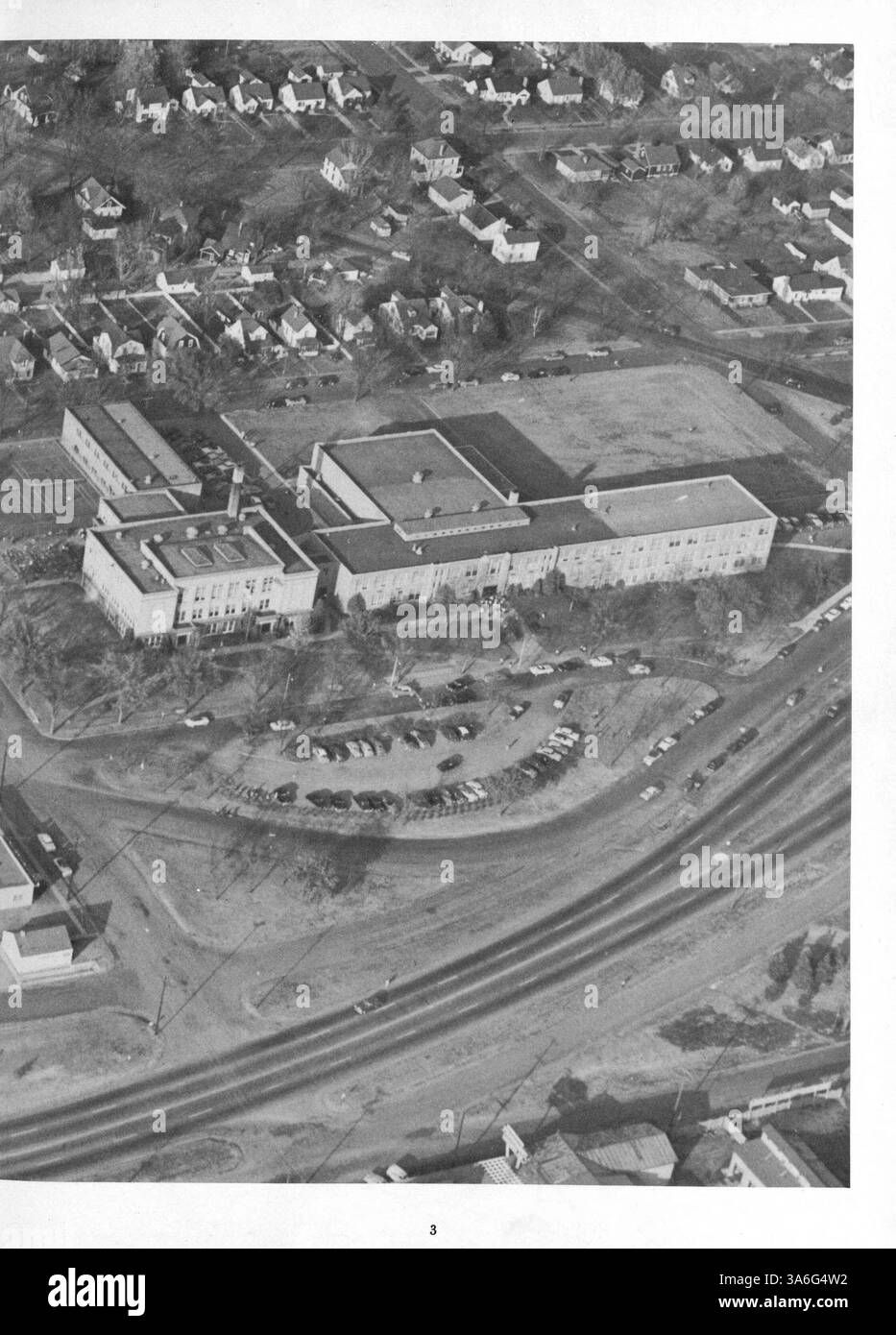 This 1954 Echowan Yearbook highlights the student body, faculty, sports ...