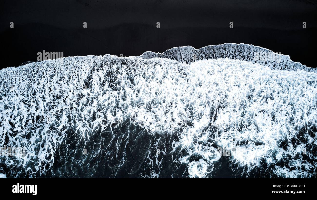 Captivating and Sleek Ocean Waves Gently Rolling in at Dusk A Visual ...