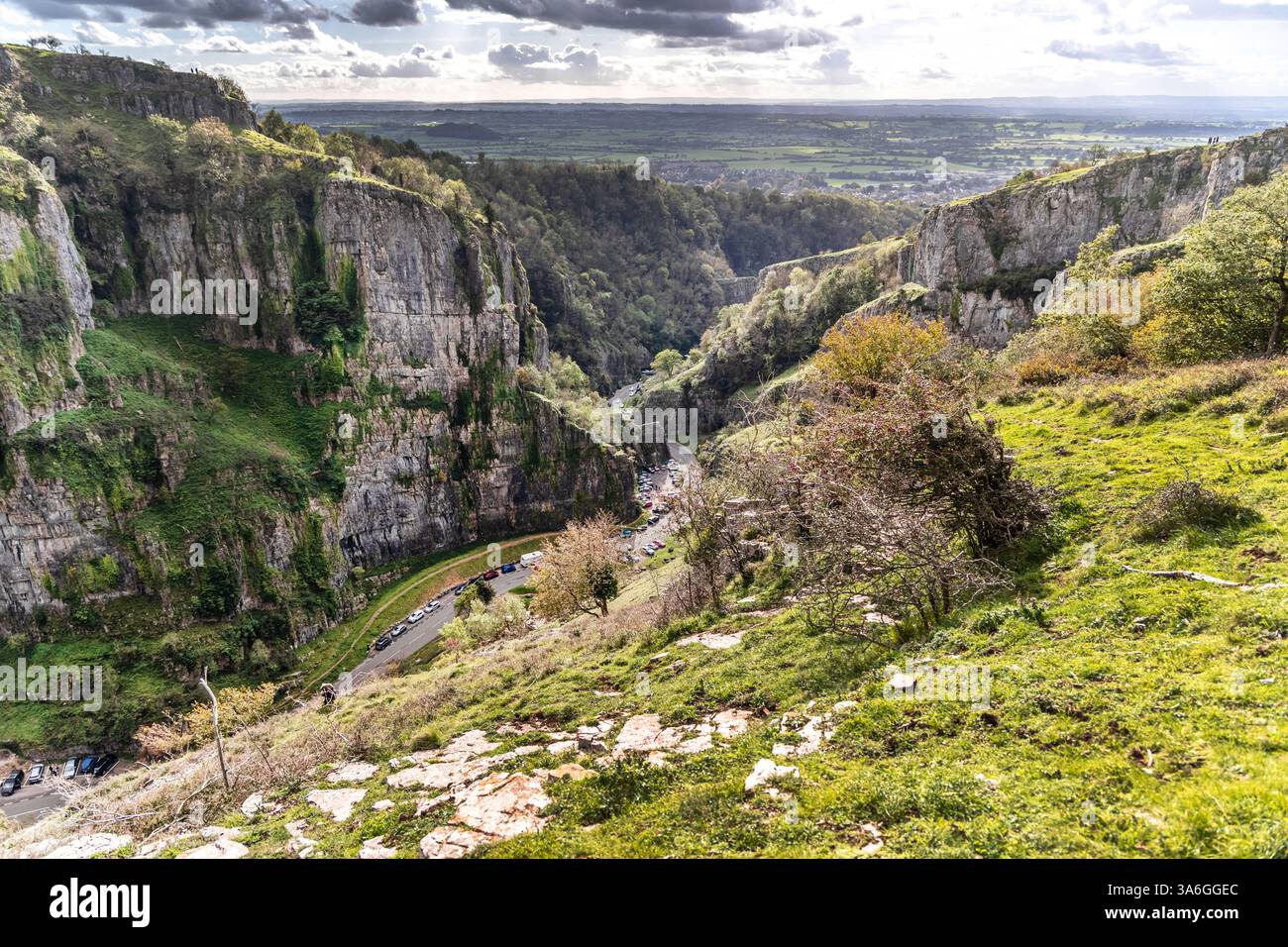 Cheddar gorge winding road hi-res stock photography and images - Alamy