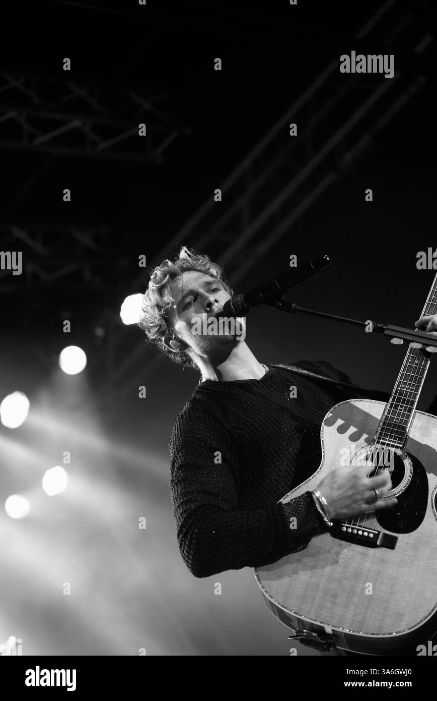 24.03.25 Christopher - Fools Gold Tour Christopher Lund Nissen singt ...