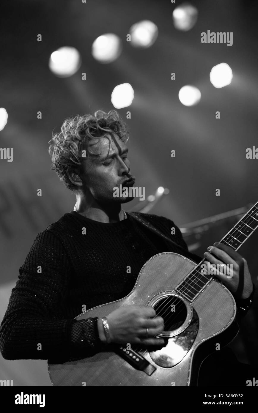 24.03.25 Christopher - Fools Gold Tour Christopher Lund Nissen singt ...