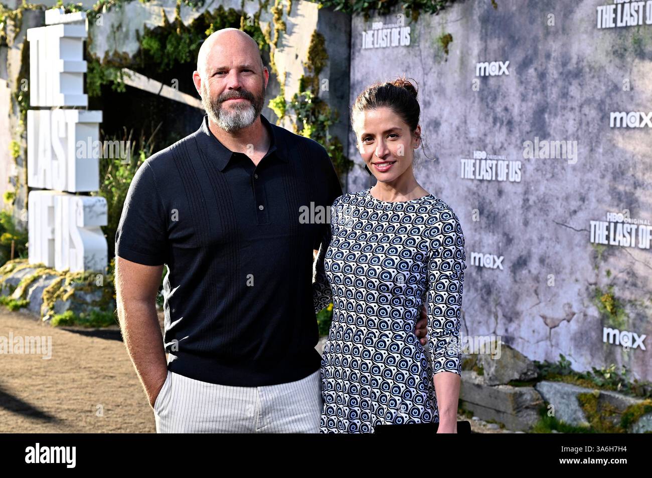 David Denman mit Ehefrau Mercedes Mason bei der Premiere der zweiten ...