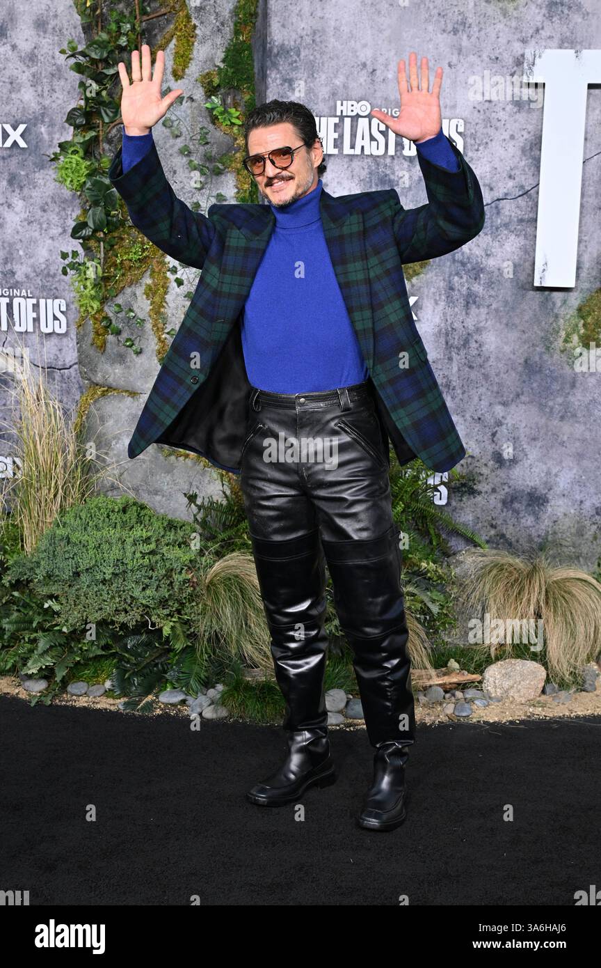 Pedro Pascal bei der Premiere der zweiten Staffel der HBO Serie 'The ...