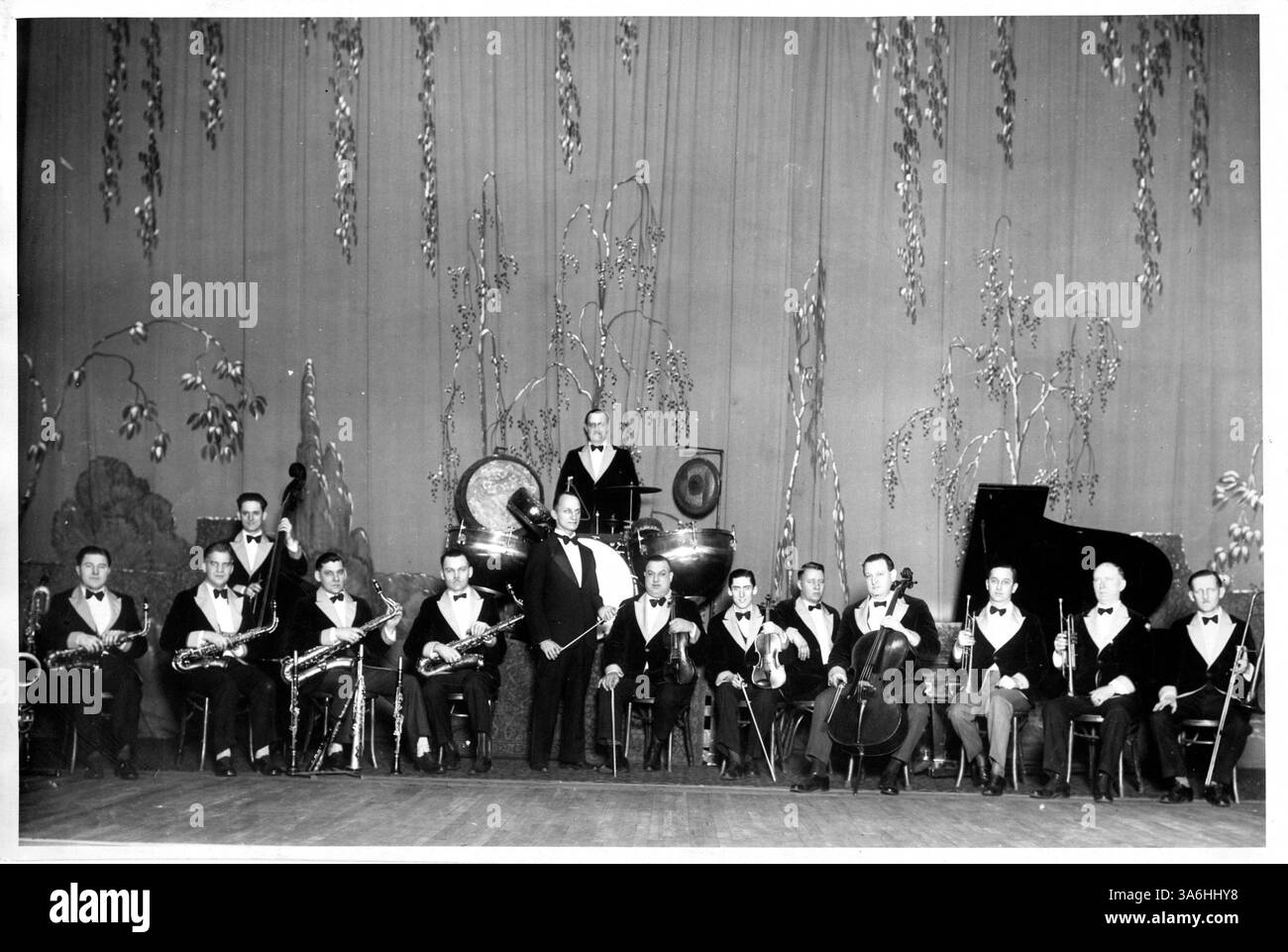 The Orpheum Theater Orchestra in 1928 provided musical performances for ...
