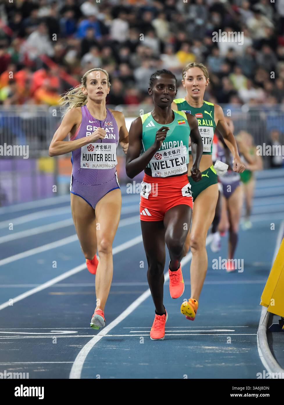 Georgia Hunter Bell of Great Britain and Diribe Welteji of Ethiopia ...