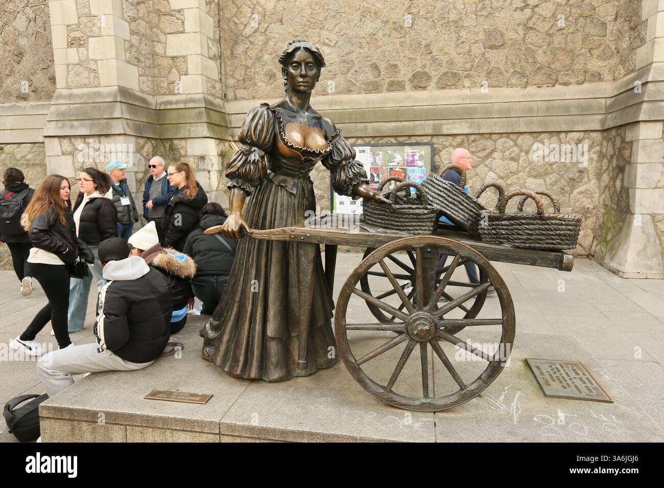 Dublin, Ireland - 12th March 2025 - Molly Malone statue on St Andrew's Street in Dublin city ...