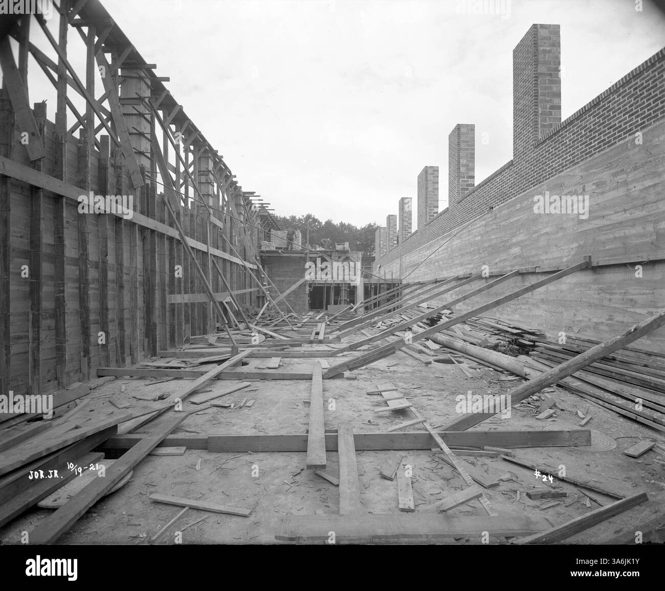 This image shows Jordan Jr. High School during its construction phase ...