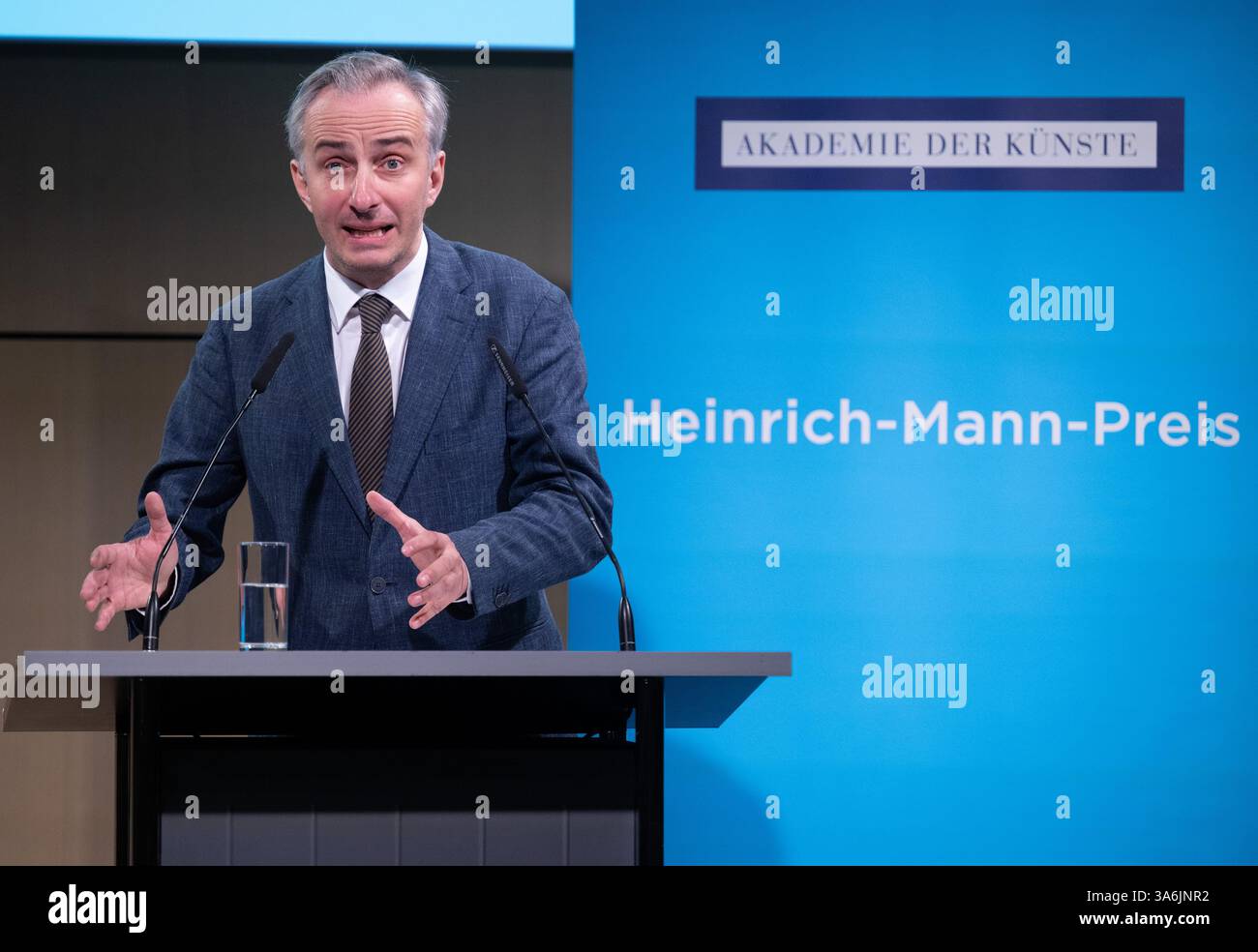 25 March 2025, Berlin: Jan Böhmermann gives the laudatory speech at the ...