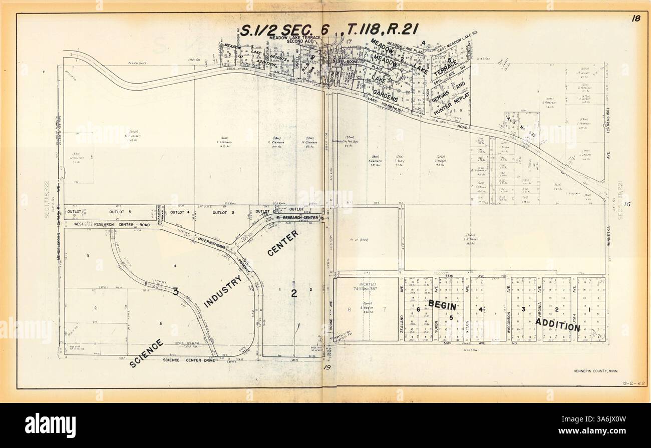 This atlas provides a set of maps of Robbinsdale, Crystal, and New Hope ...