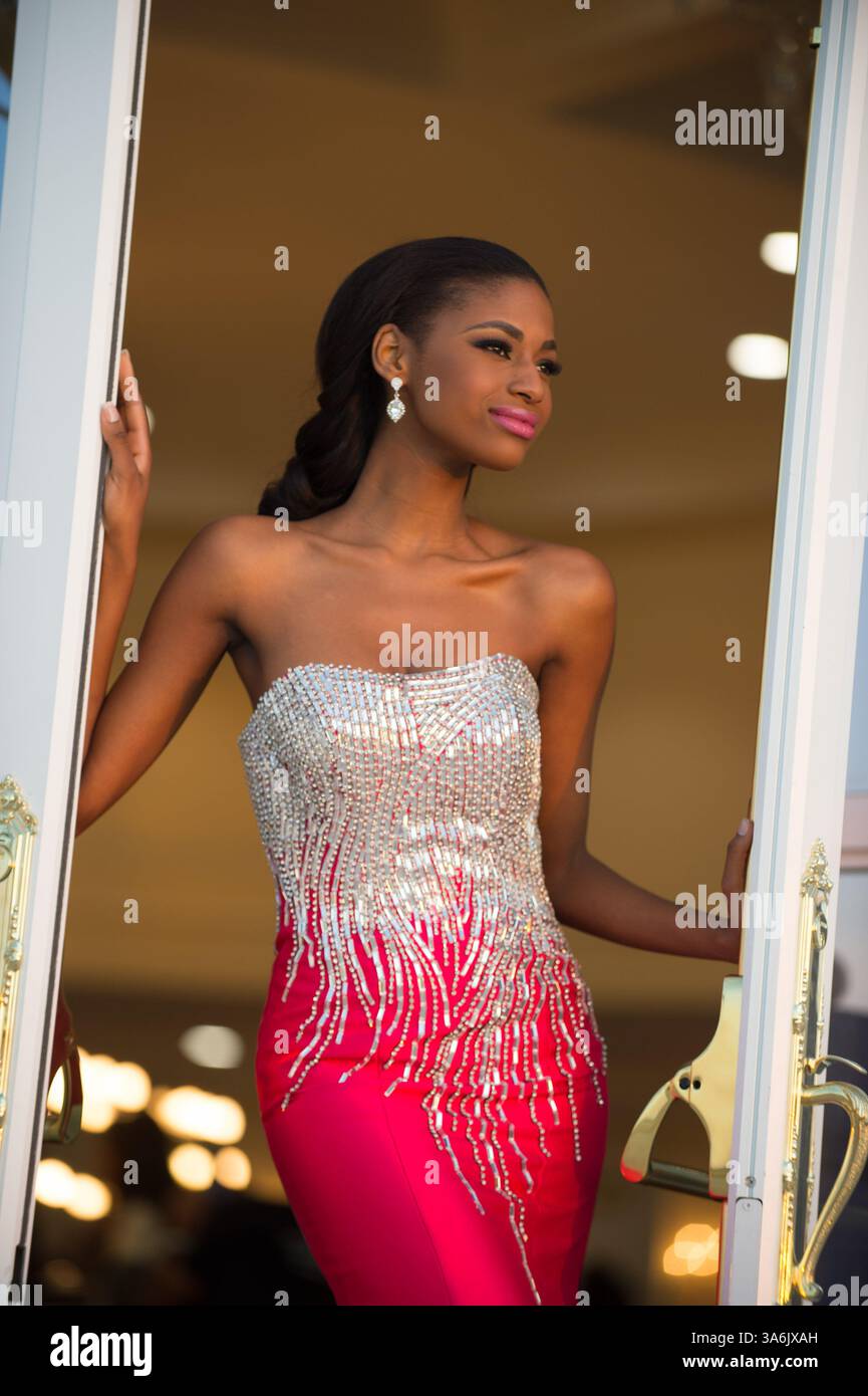 Jan 7, 2015 - Doral-Miami, Florida, U.S. - ROLENE STRAUSS, Miss South ...