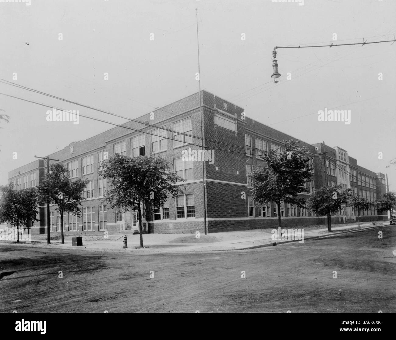 Edison Junior High School, a significant educational institution in ...