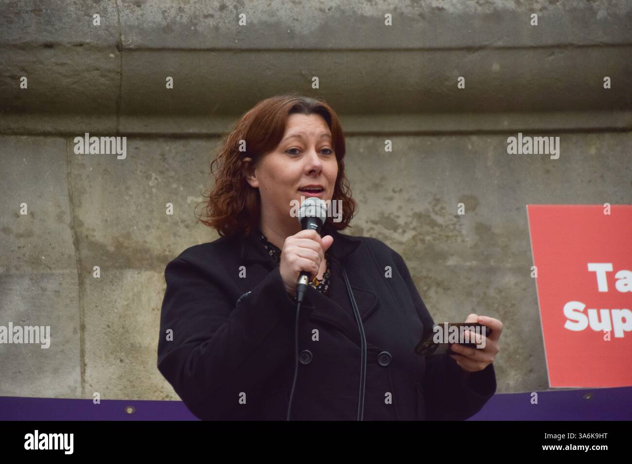 Sarah woolley hi-res stock photography and images - Alamy