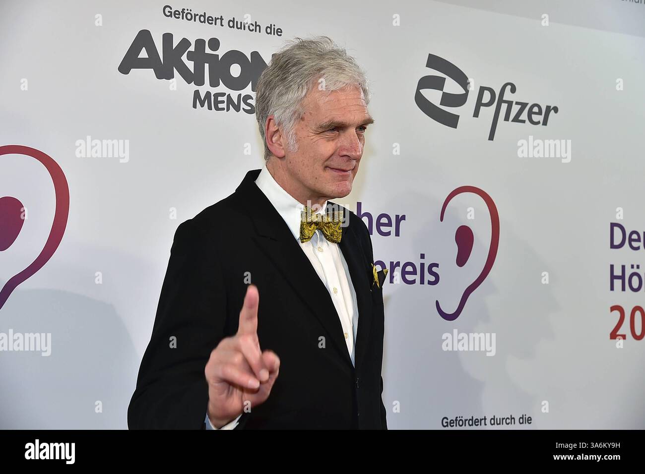 3. Deutschen Hörfilmpreis 2025. Walter Sattler Ankunft zum c in Berlin ...
