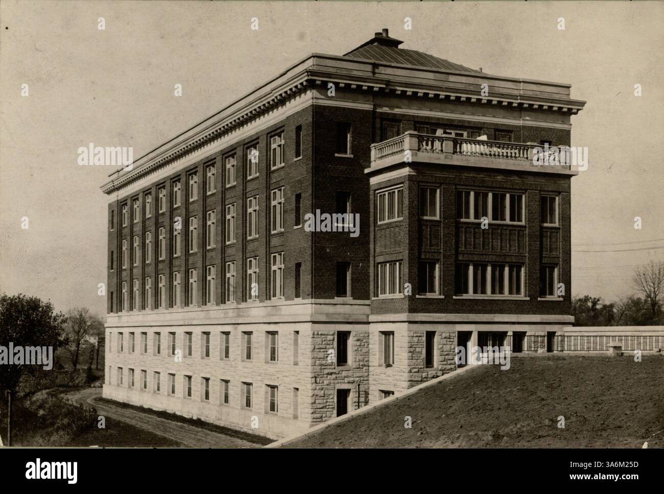 Elliot memorial hospital hi-res stock photography and images - Alamy