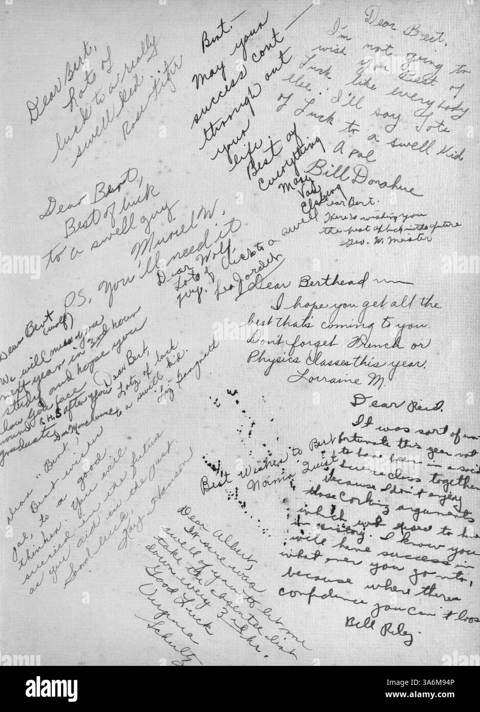 'The 1942 Robin,' Robbinsdale High's yearbook, features student ...