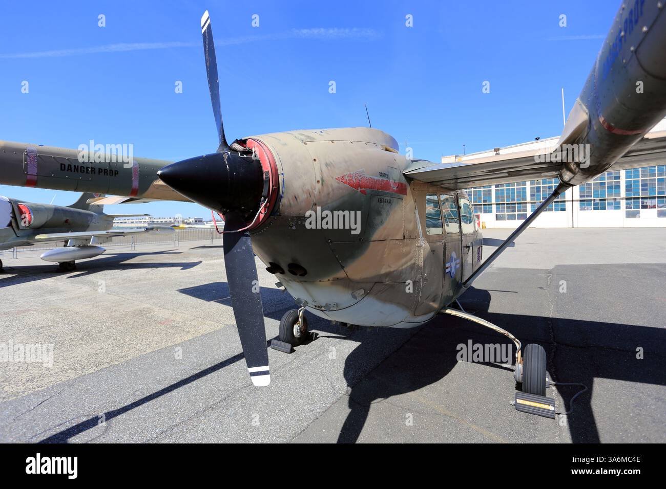 Cessna O-2B Super Skymaster, American Airpower Museum, Republic Airport ...