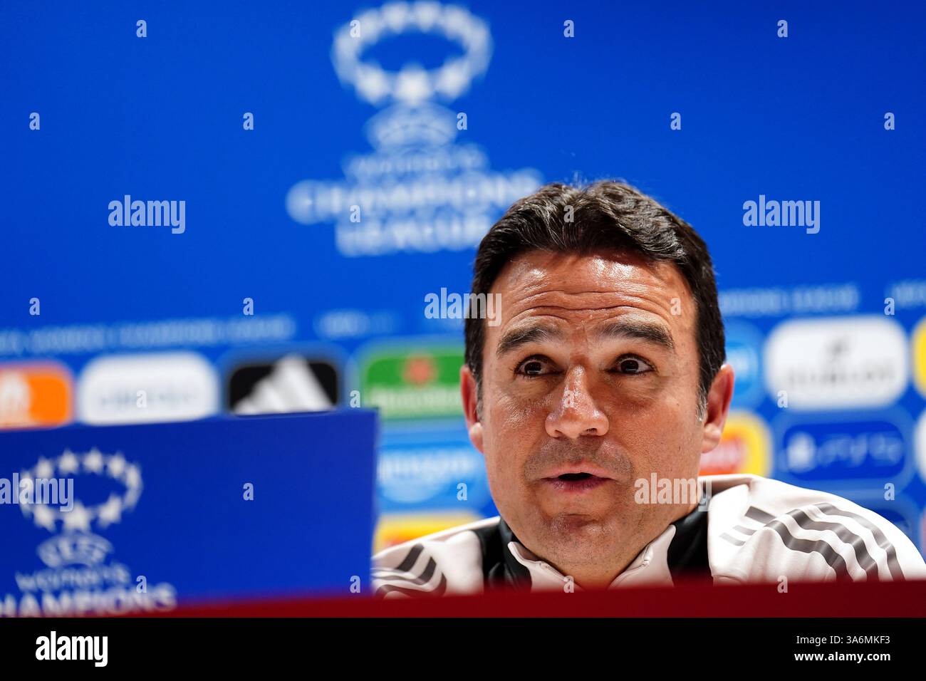 Real Madrid Femenino manager Alberto Toril during a press conference at ...