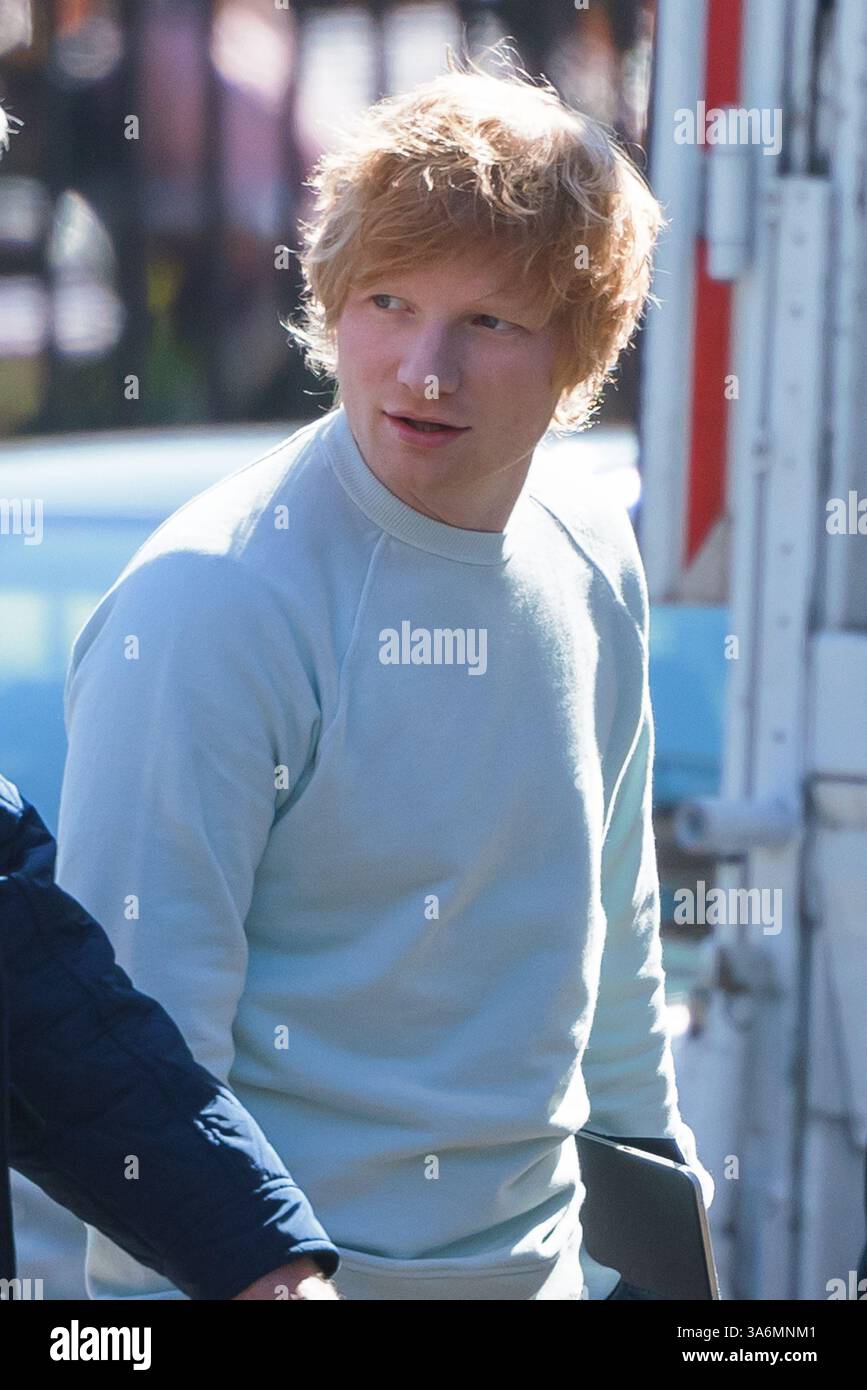 Ed Sheeran arrives to shoot a music video in East London Stock Photo ...
