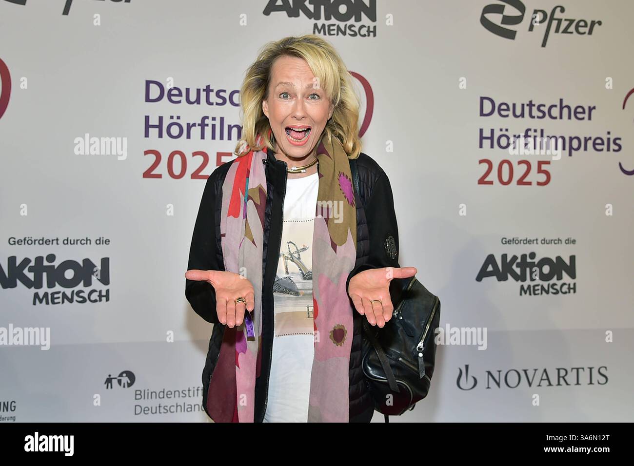 3. Deutschen Hörfilmpreis 2025. Debora Weigert Ankunft zum 23 ...