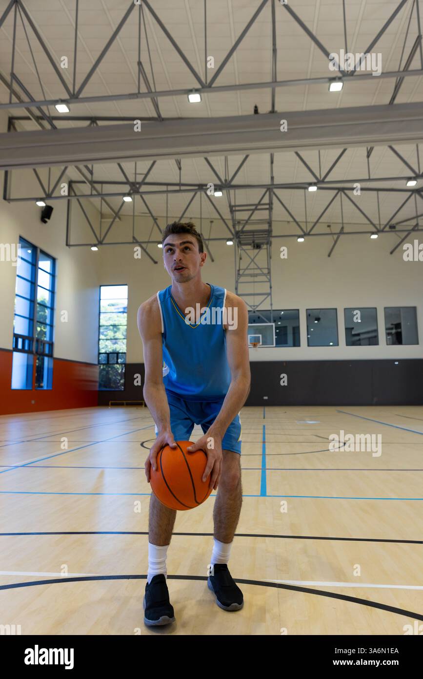 Young man preparing basketball practice hi-res stock photography and ...