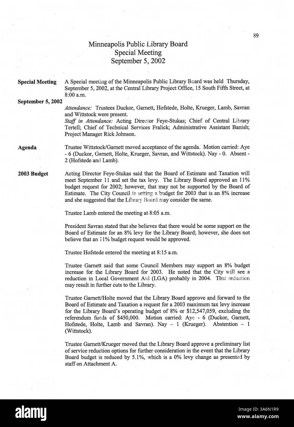 Decisions on library funding hi-res stock photography and images - Alamy