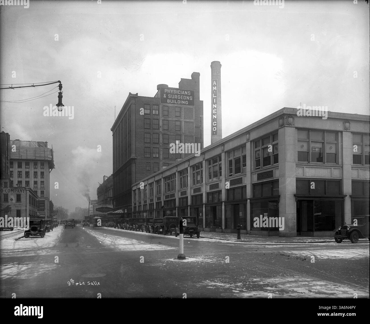 Construction of the Medical Arts and Young Quinlan Buildings on LaSalle ...