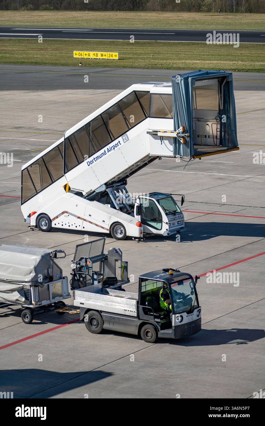 Dortmund Airport, DTM, apron, in front of the terminal, runway, mobile ...
