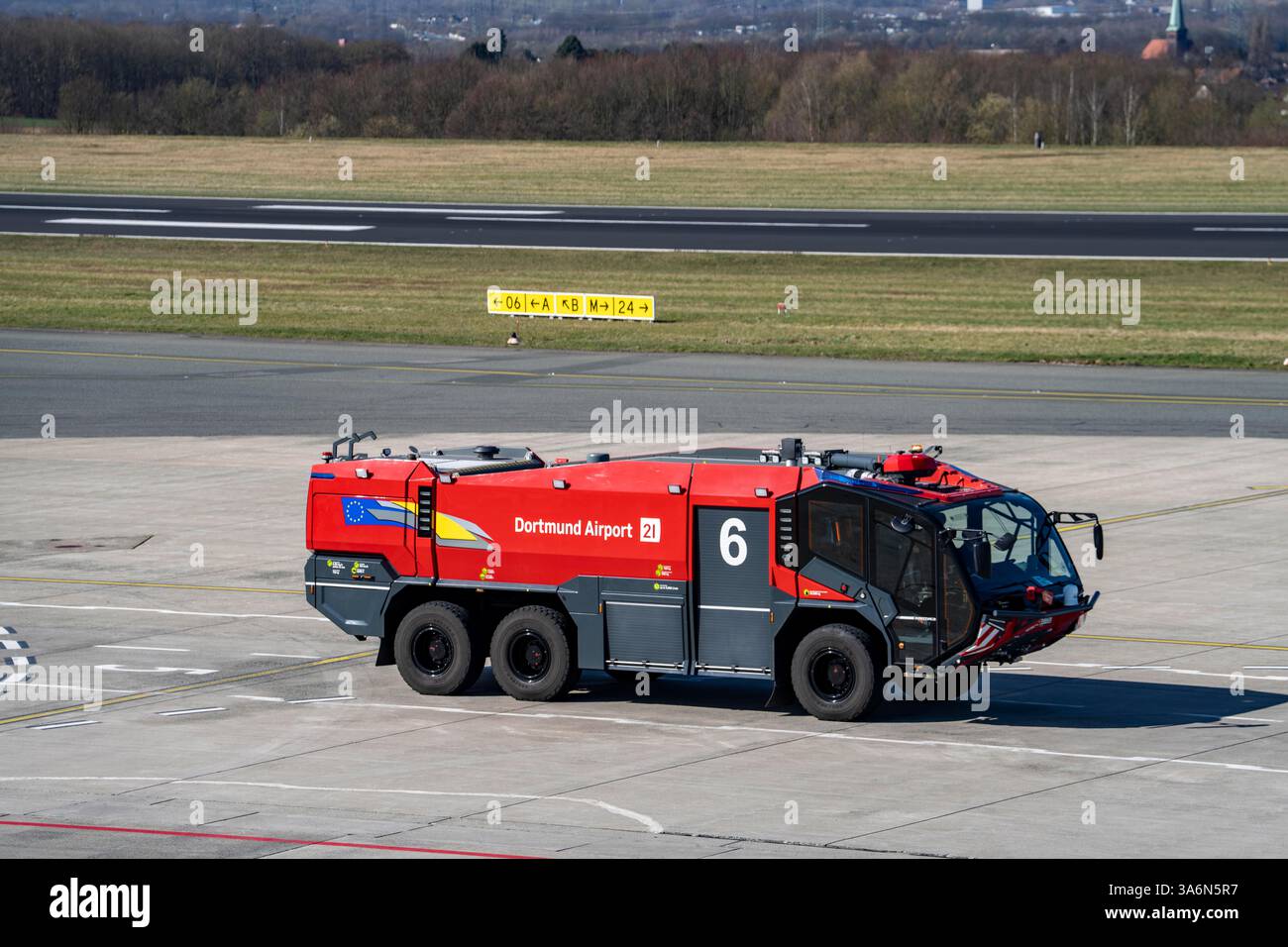 Dortmund Airport, DTM, apron, in front of the terminal, runway, airport ...