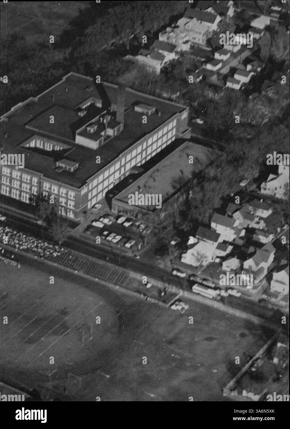 The 1959 edition of Edison High School’s 59 Wizard yearbook captures ...