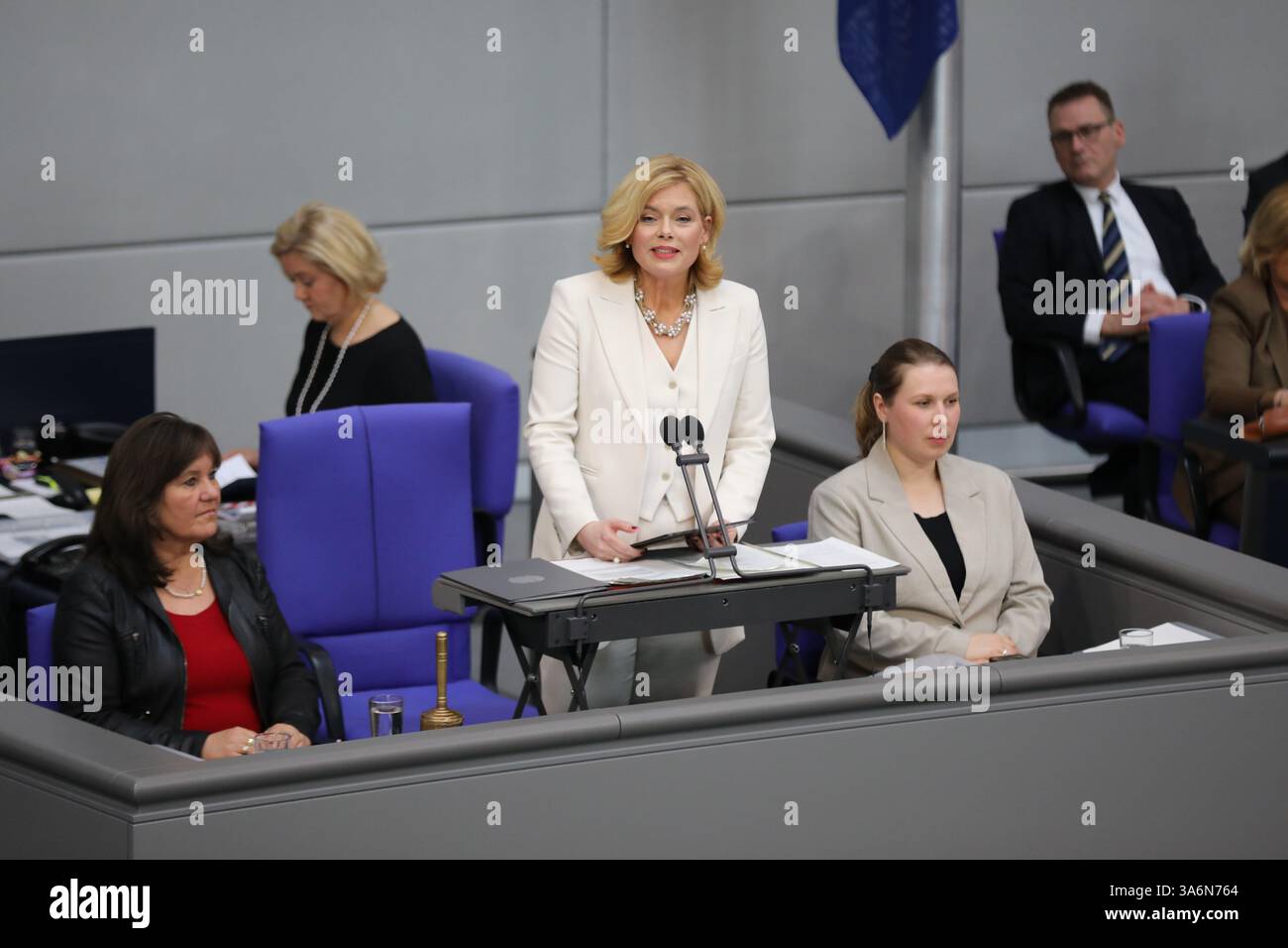 Berlin, Germany. 25th Mar, 2025. Julia Kloeckner (C) delivers a speech ...