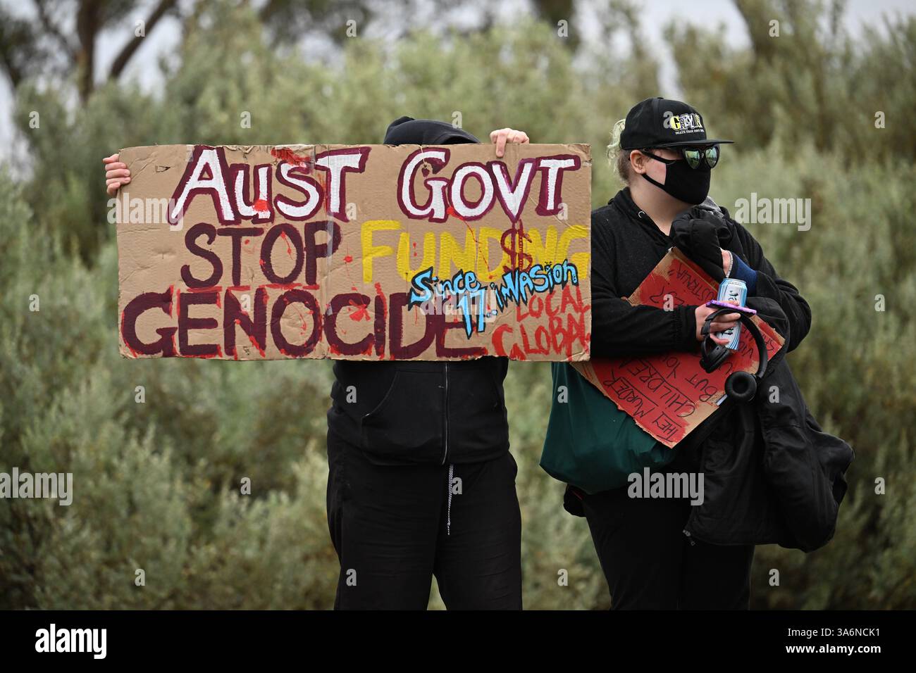Avalon Airport, Geelong, Australia. 26th Mar, 2025. Anti war activists ...