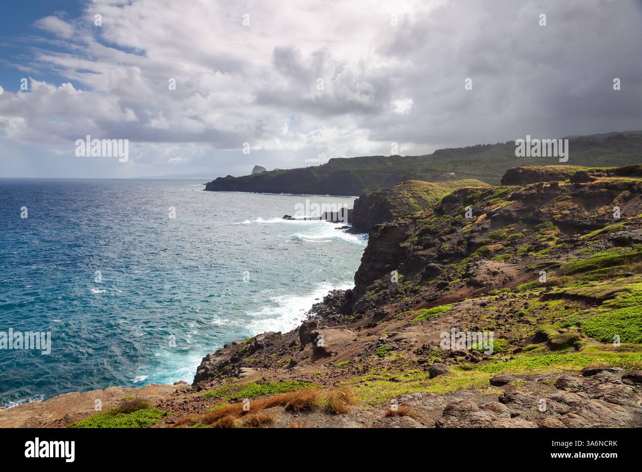 Explore breathtaking cliffs lush greenery hi-res stock photography and images - Alamy