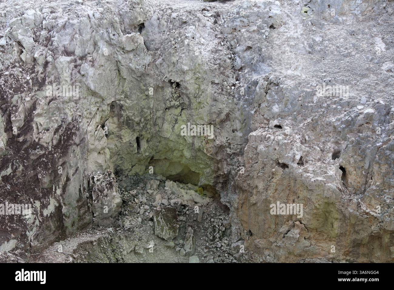 Waiotapu is an active geothermal area at the southern end of the ...