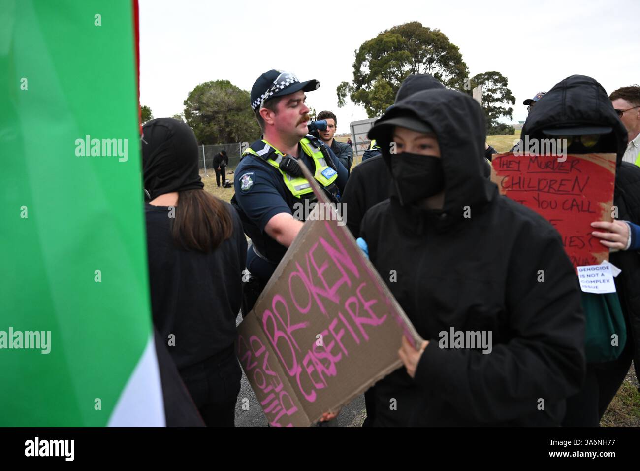 Avalon Airport, Geelong, Australia. 26th Mar, 2025. Victoria Police ...