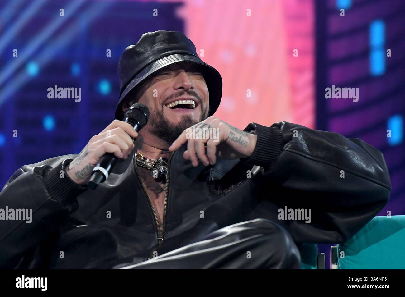 Milan - TV Show "Cattelan is here tonight" - Rai 2 - Guè, Cosimo Fini ...