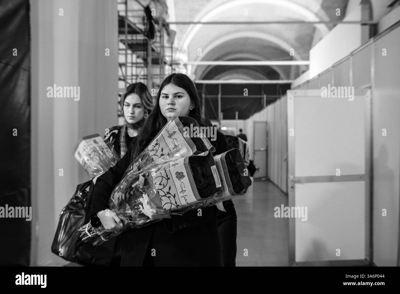 Fashion show backstage staff Black and White Stock Photos & Images - Alamy