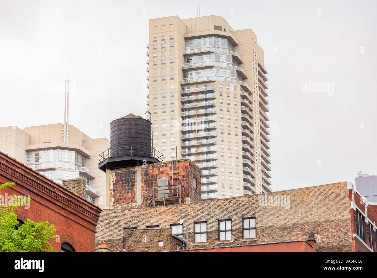 Apartment building exterior steps hi-res stock photography and images ...