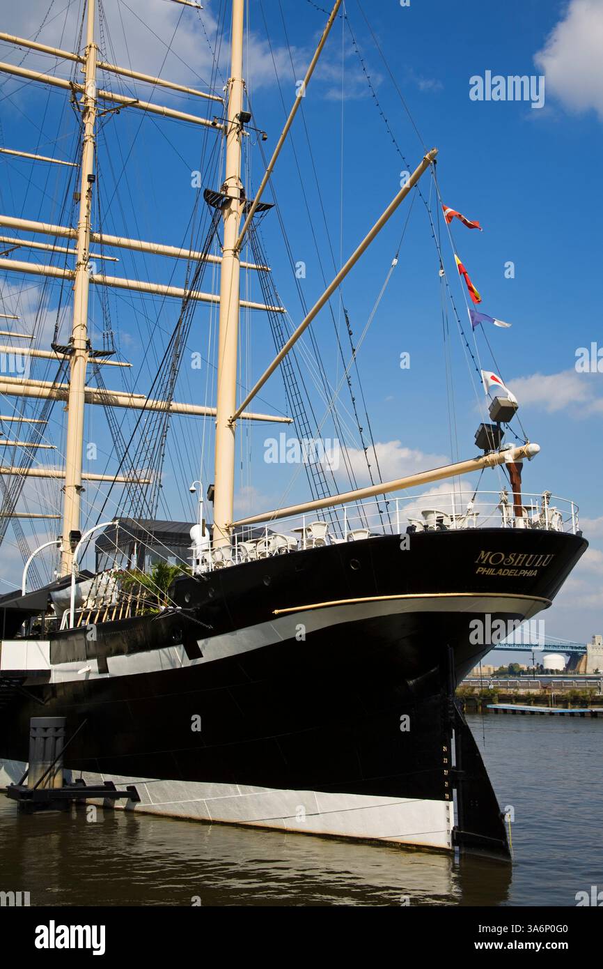 Moshulu Sailing Ship, Penns Landing, Waterfront District, Philadelphia ...