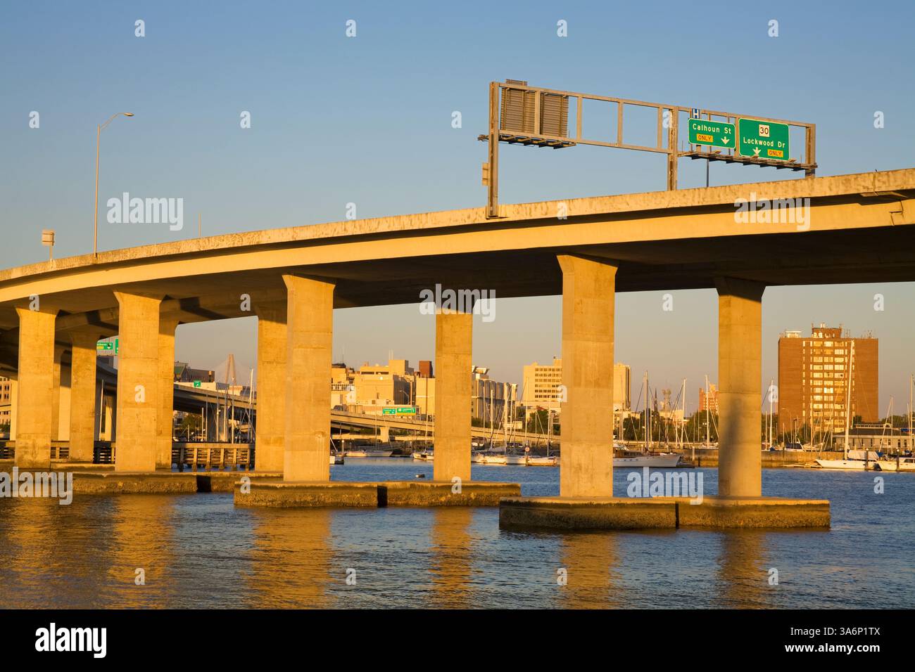 Highway 30 Bridge over Ashley River, Charleston, South Carolina, USA ...