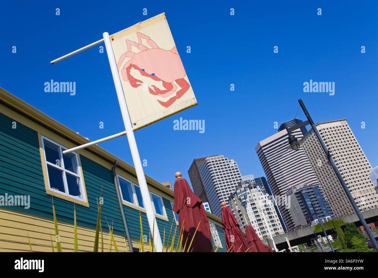 Seattle pier 57 hi-res stock photography and images - Alamy