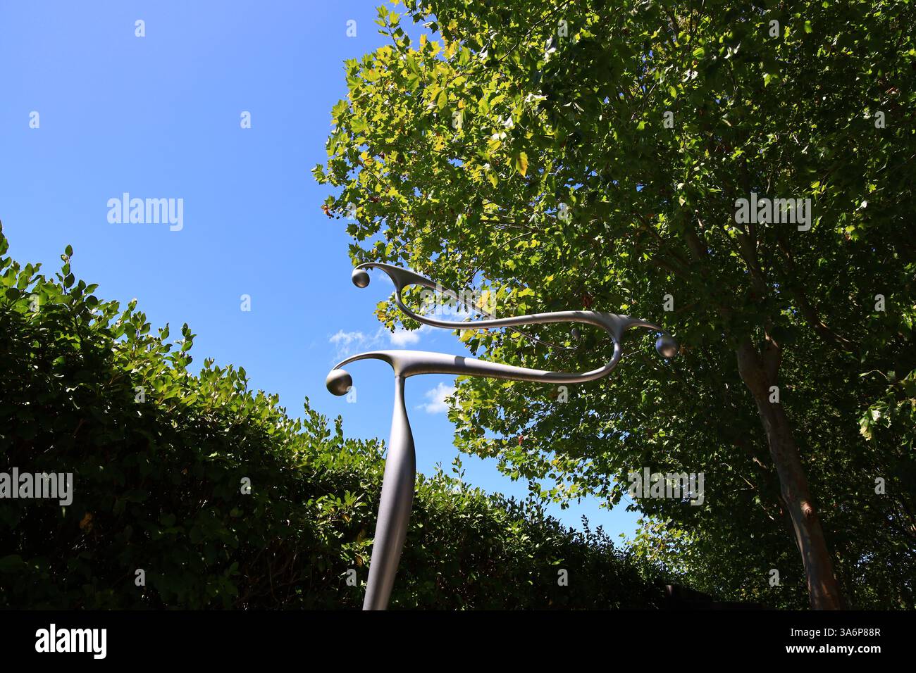 Sculptureum is a sculpture museum located in Matakana in the Rodney ...