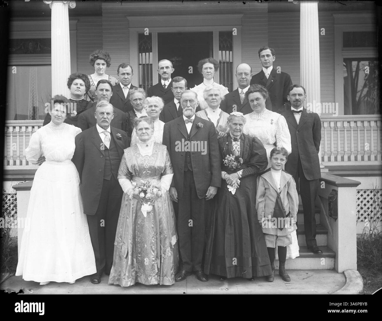 A photo from November 23, 1908, depicting the O.B. Kings and their ...