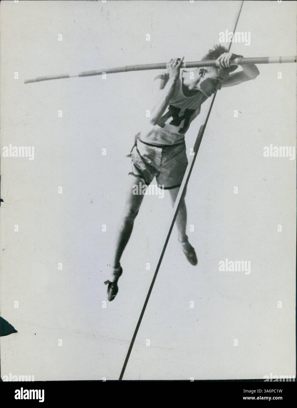 Bill Hawker is a standout Gopher track and field athlete known for his ...