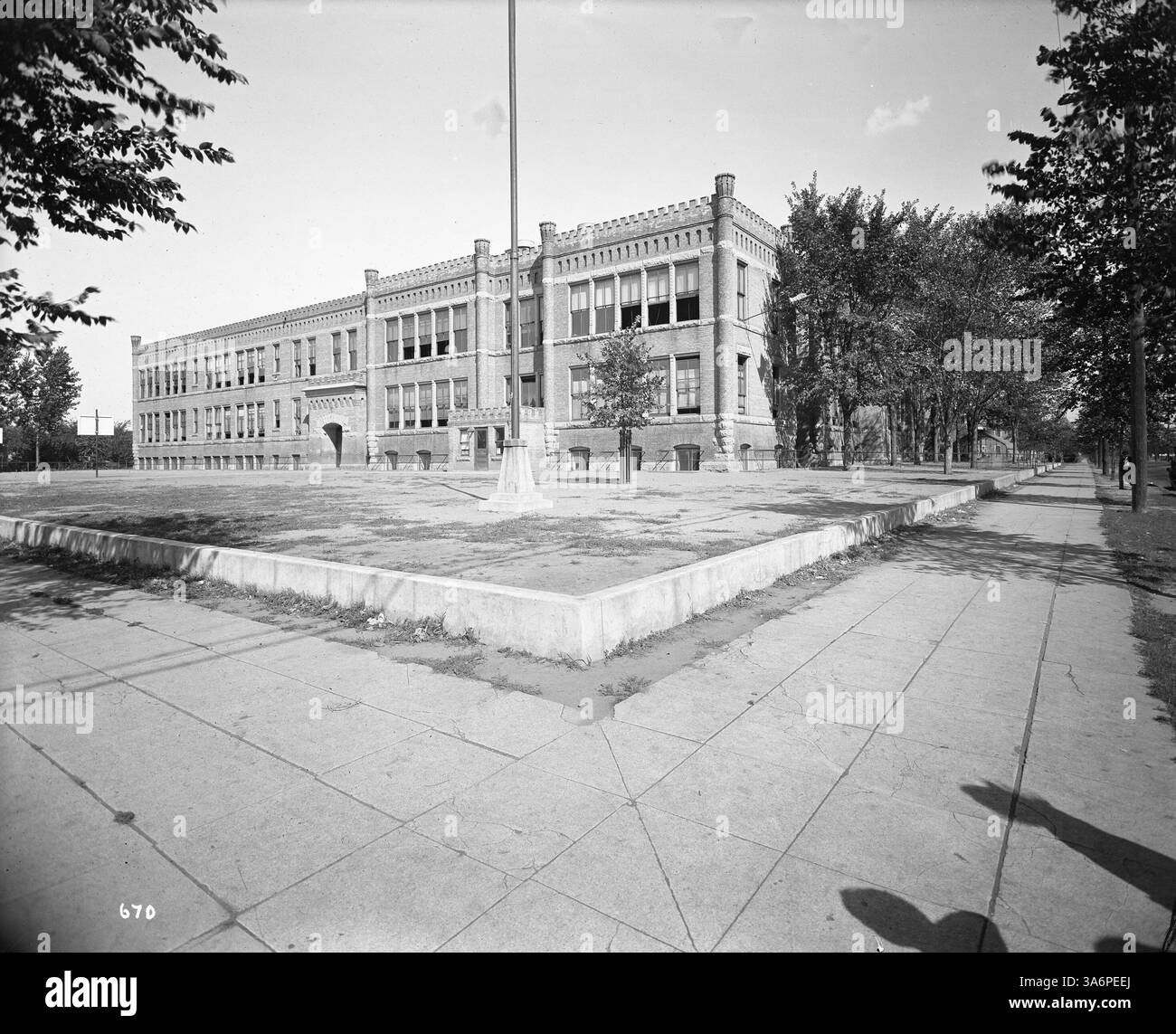 The exterior of Seward School, located within the Hennepin County ...
